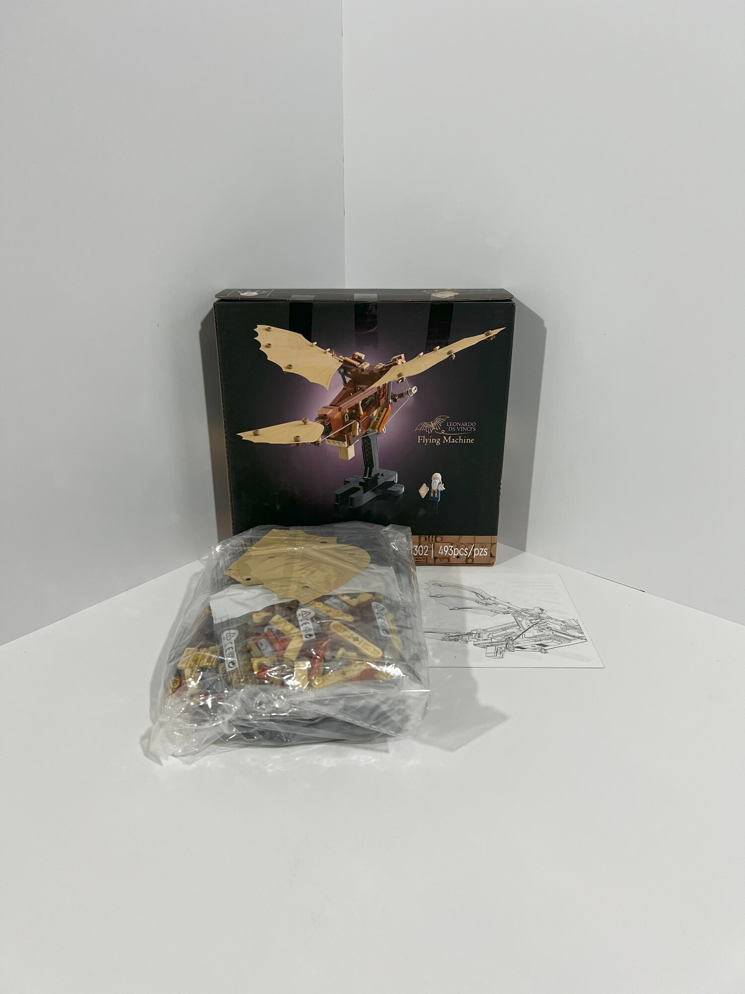 Конструктор Летательный аппарат Леонардо да Винчи / 493 детали