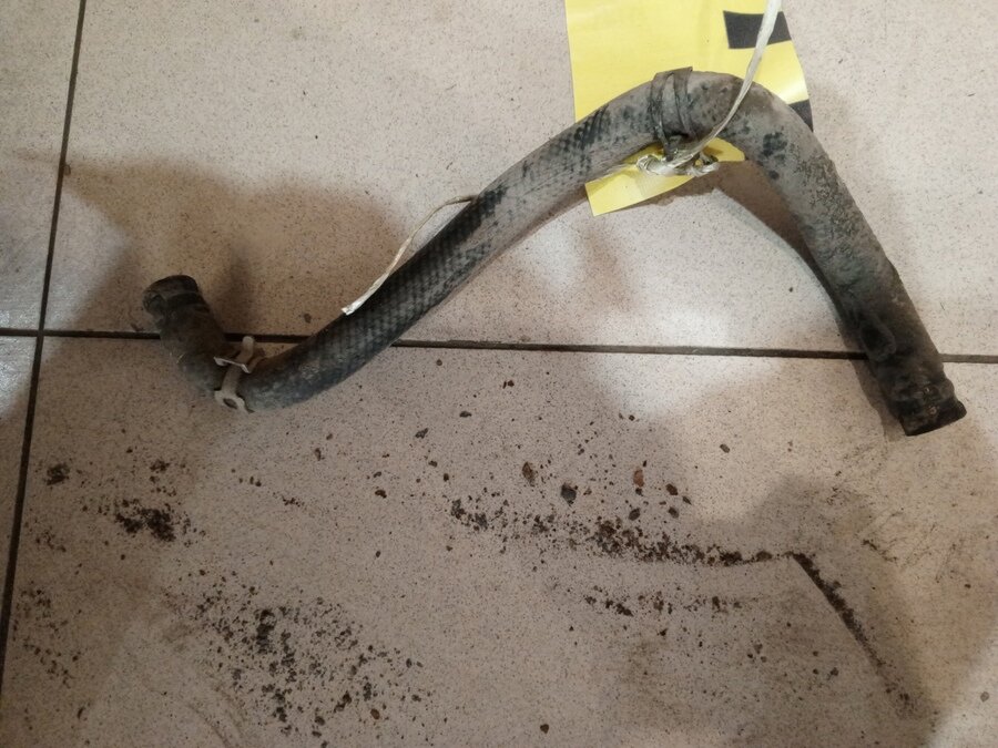 Шланг системы охлаждения от Mazda 3 bk 2003-2009