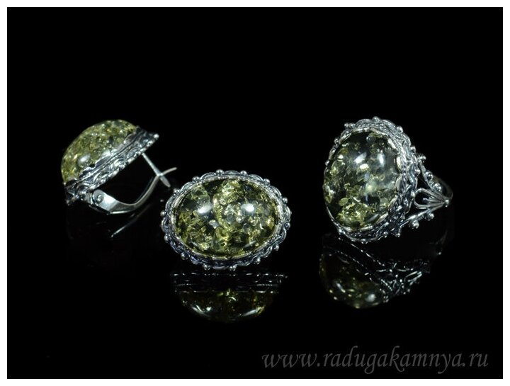 Комплект бижутерии: кольцо, янтарь