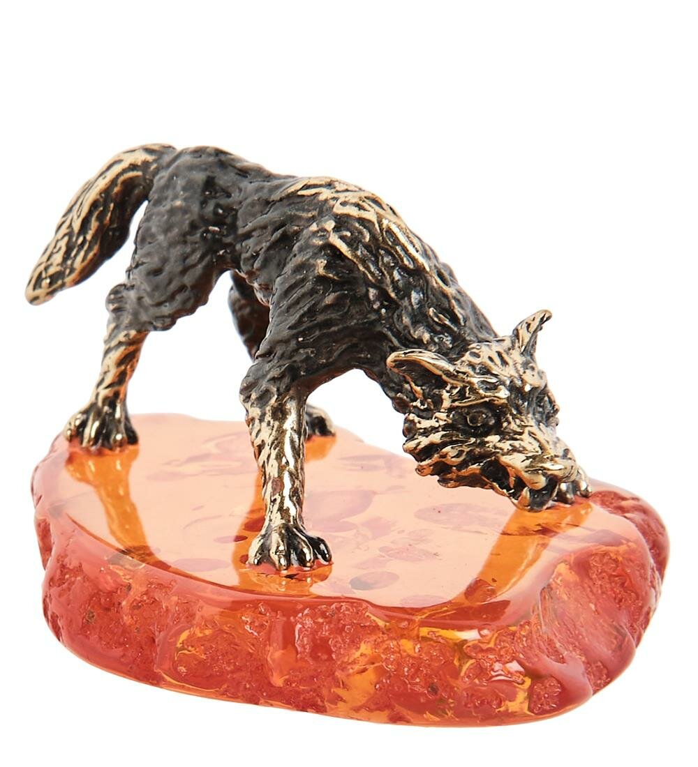Фигурка Волк на охоте мал. (латунь, янтарь) A2101816 Народные промыслы, бронзовый