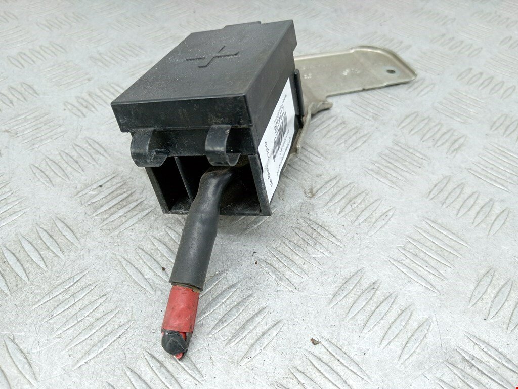 Клемма аккумулятора плюс Mercedes E-Class (W211) A2119820202 арт. 2194328