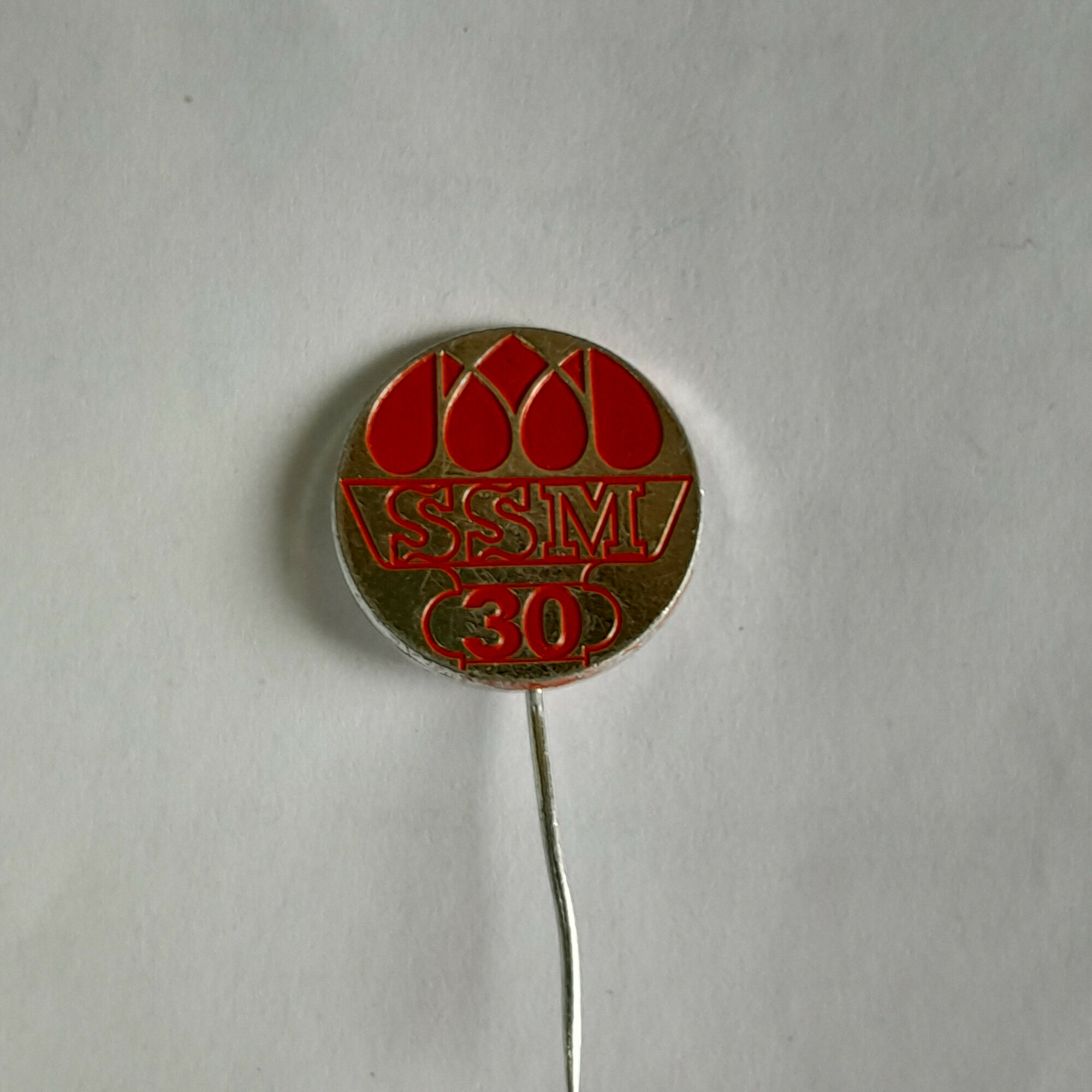 Значок СССР, SSM 30. ретро аксессуар, советский и винтажный.