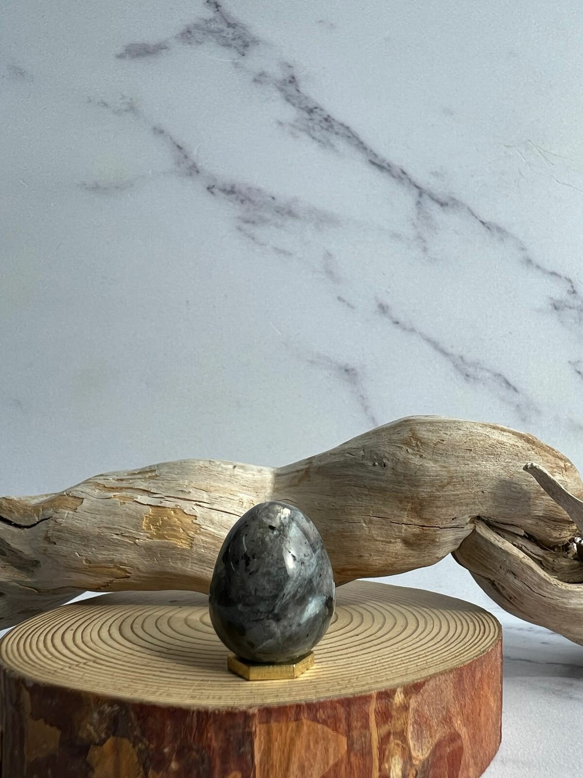 Сувенир на Пасху "Яйцо" из натурального камня Ларвикит, 22х18 мм.