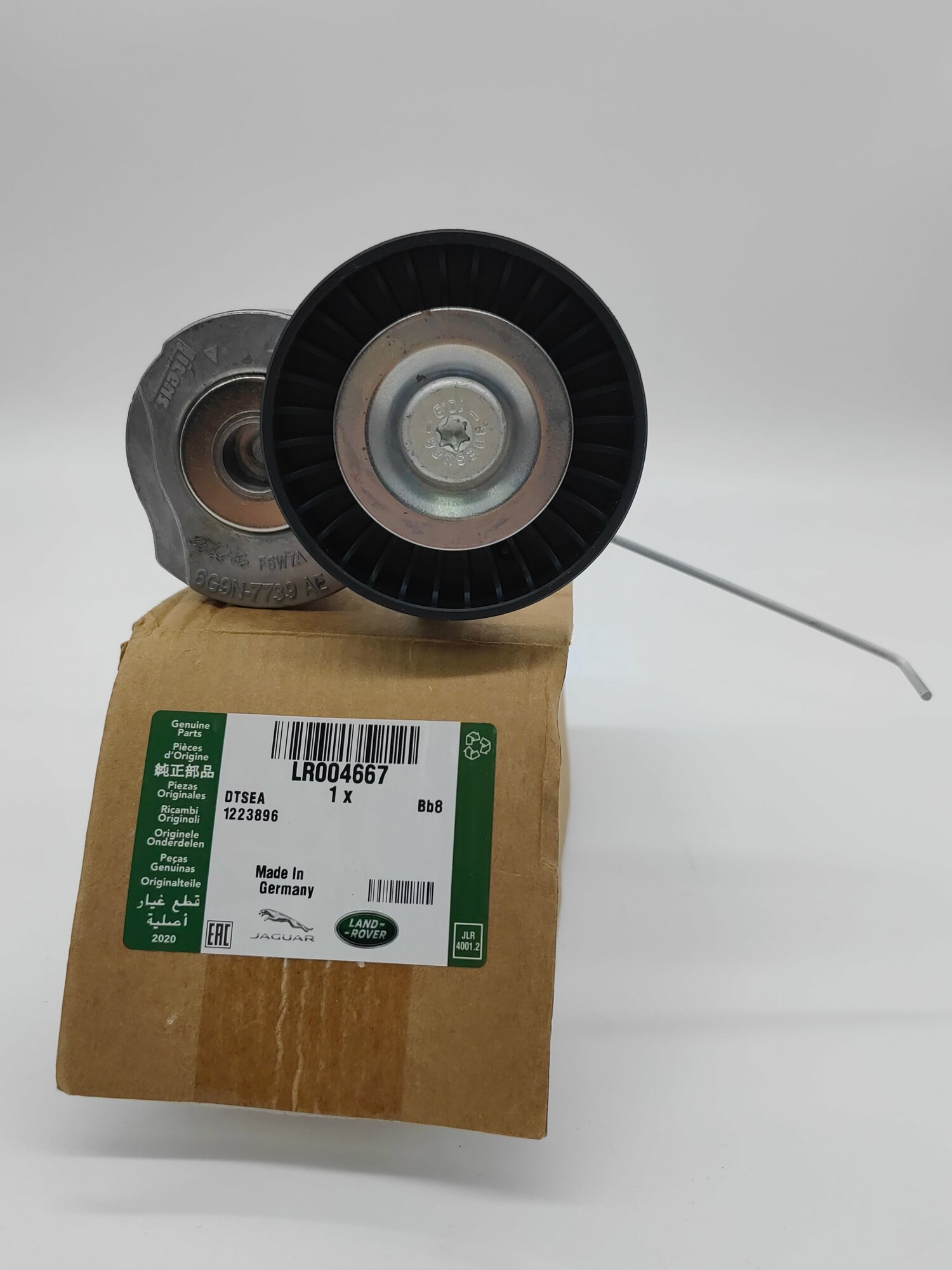 LAND ROVER Натяжитель ремня LAND ROVER Арт. LR004667