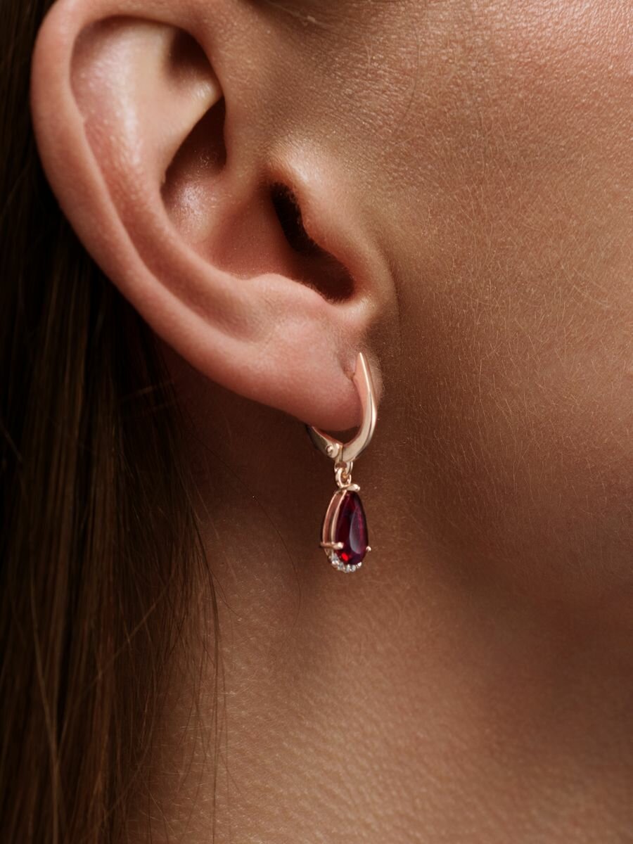 Серьги с подвесками, серебро, 925 проба, золочение, фианит, гранат синтетический