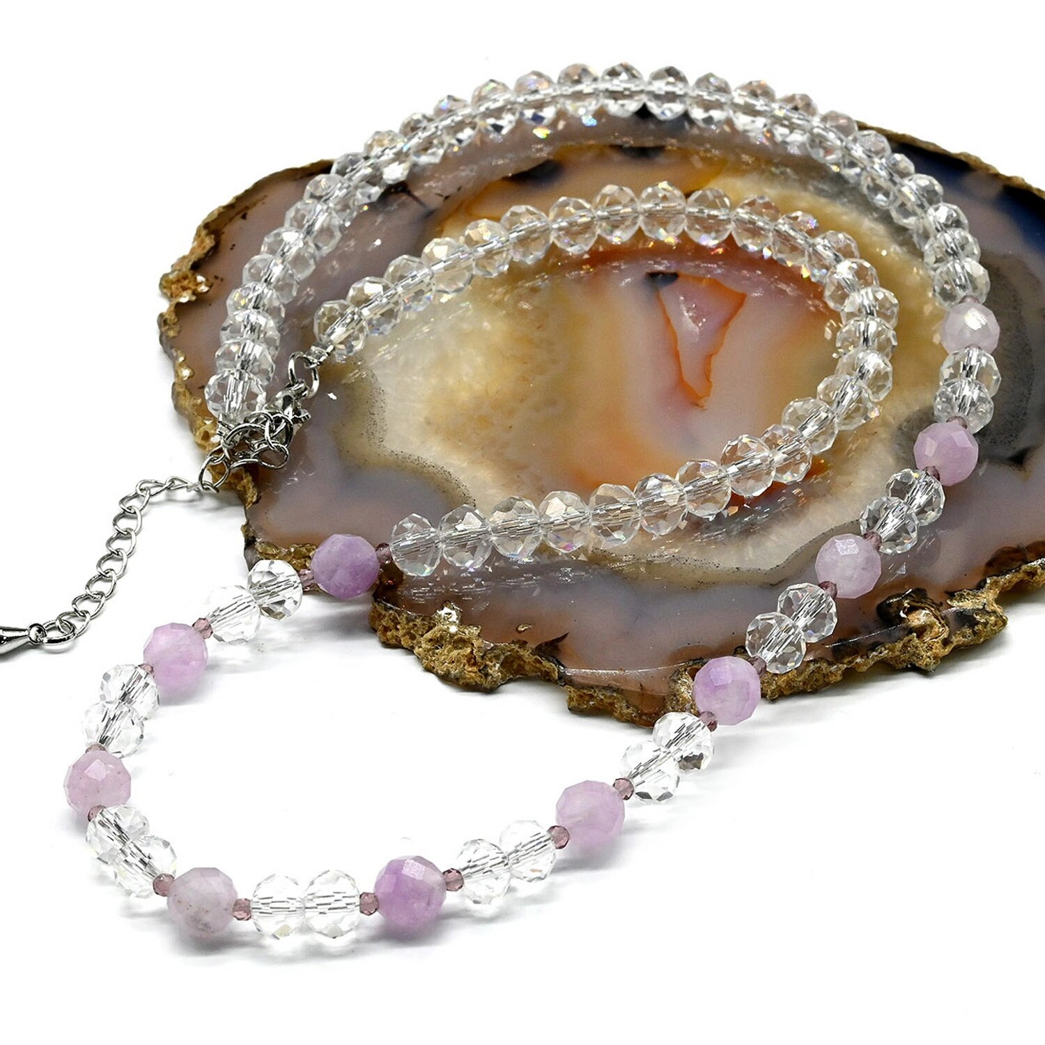 Бусы, кунцит