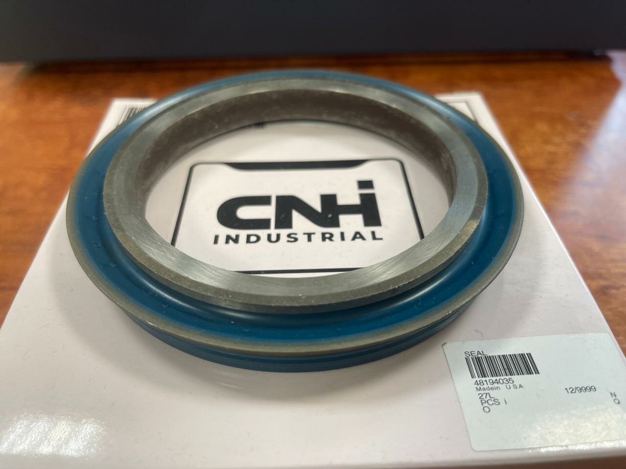 Сальник опорного катка 84*113.85*29 кассетное уплотнение (87437009 / 48194035)