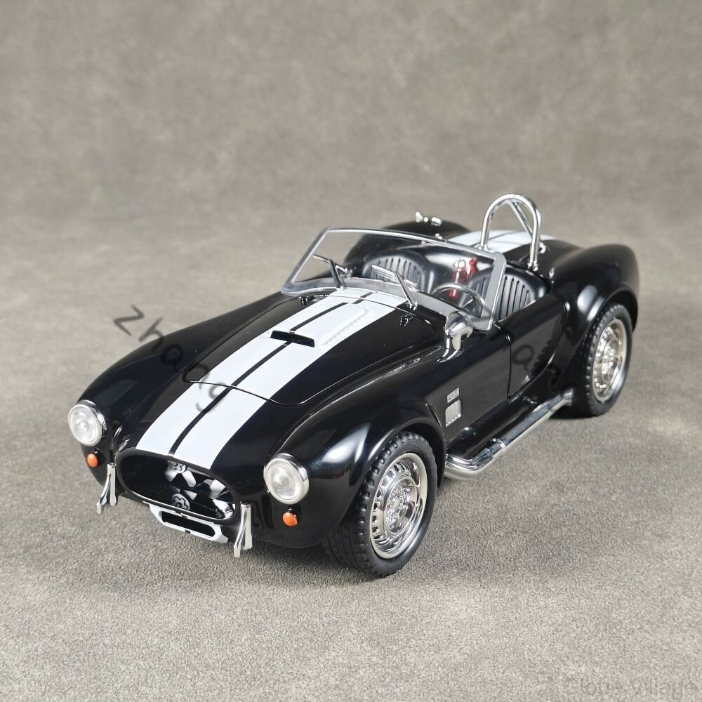 Mодель автомобиля 1:22 Ford Shelby Ac Cobra 1965 Классические автомобили Детские игрушки Коллекция