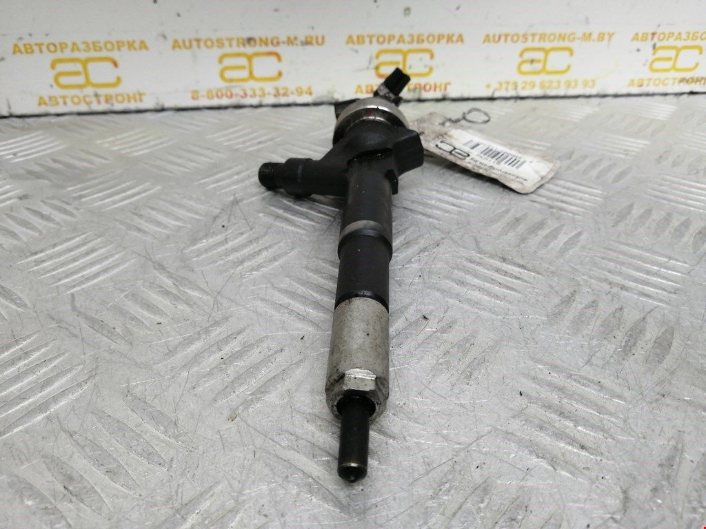 Форсунка дизельная электрическая / 911839 55567729 55567729 для Opel Astra J (с пробегом)