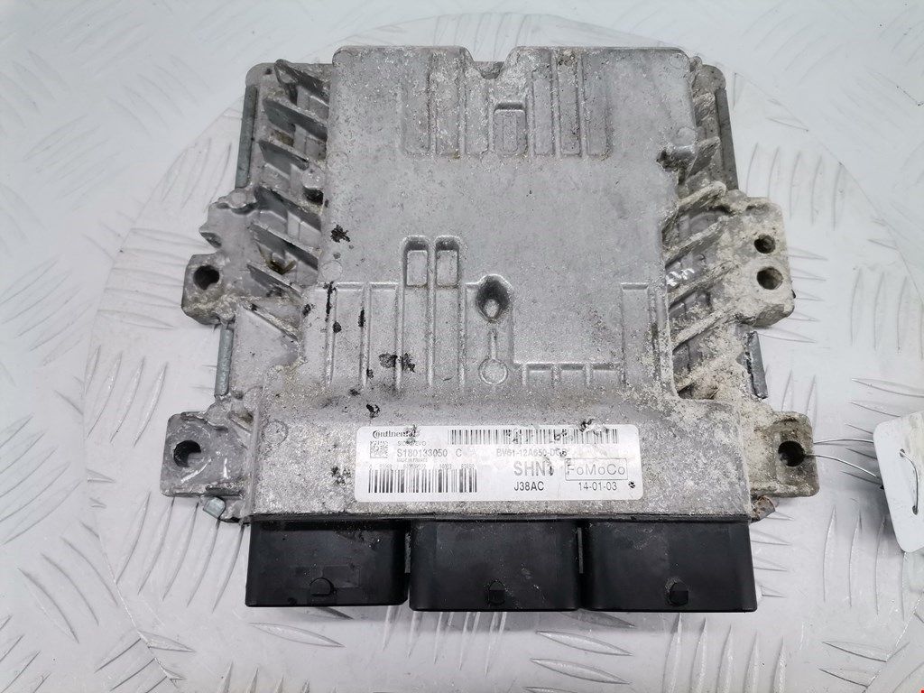 Блок управления двигателем / 1712335 S180133050 1838045 для Ford Focus 3 (с пробегом)