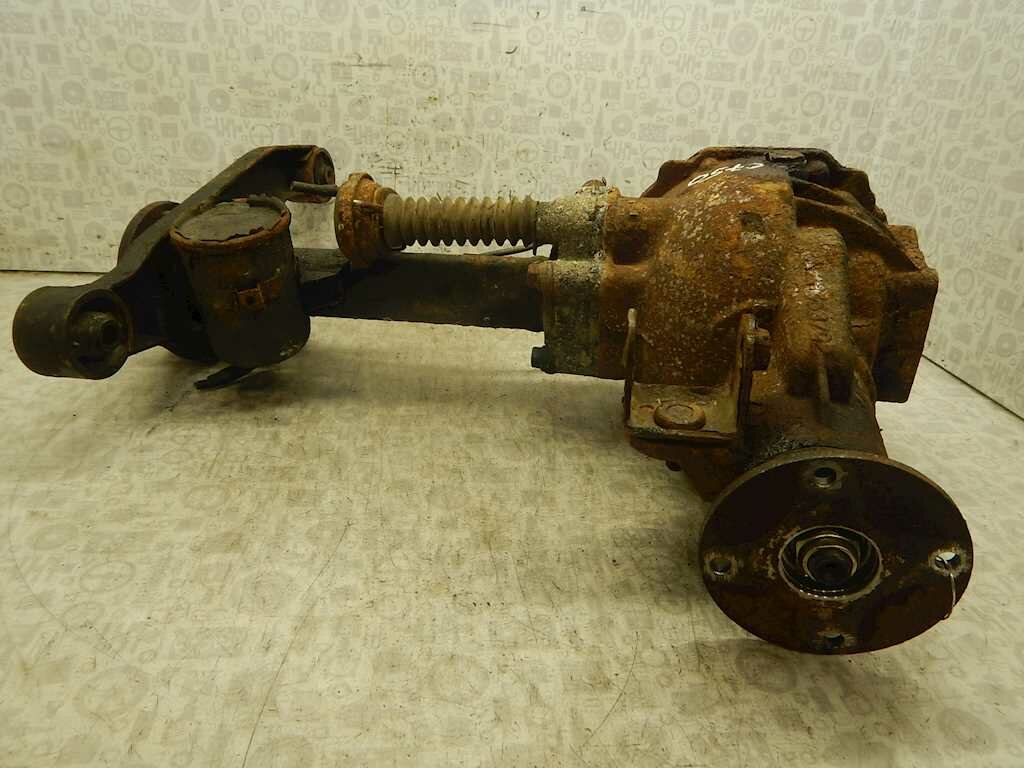 Редуктор переднего моста Mitsubishi Pajero 3 MR548646 арт. 299843