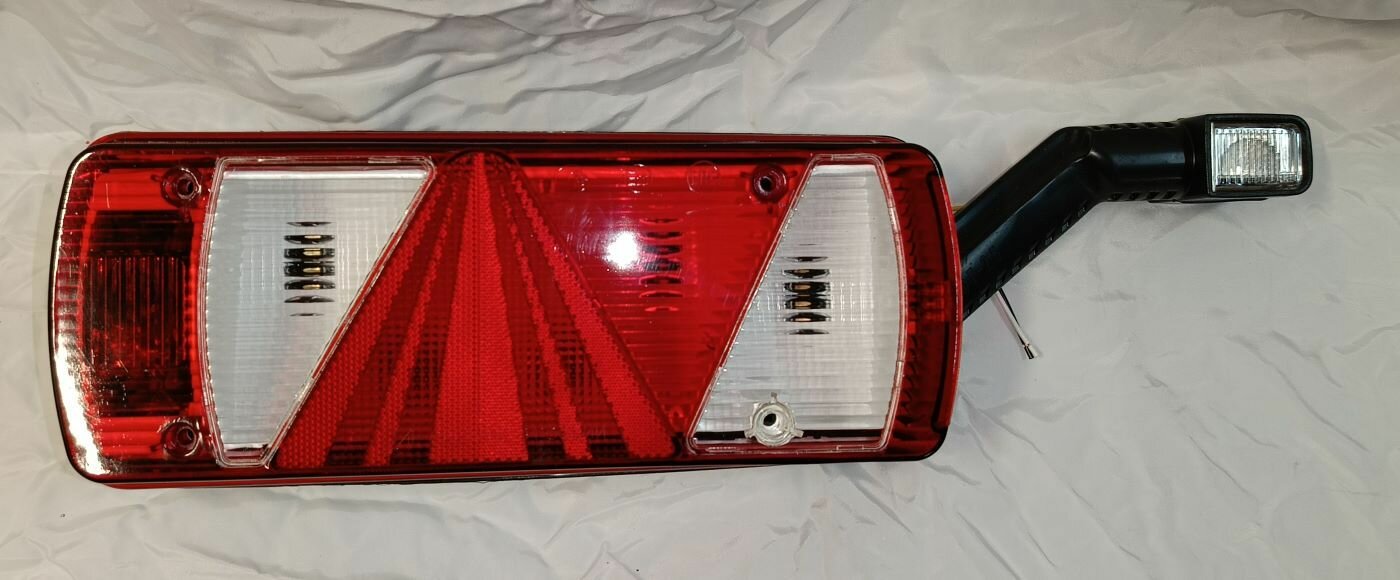 Фонарь задний 026R KOGEL NEW с кабелем и габаритом ФГ25 LED правый(26107)