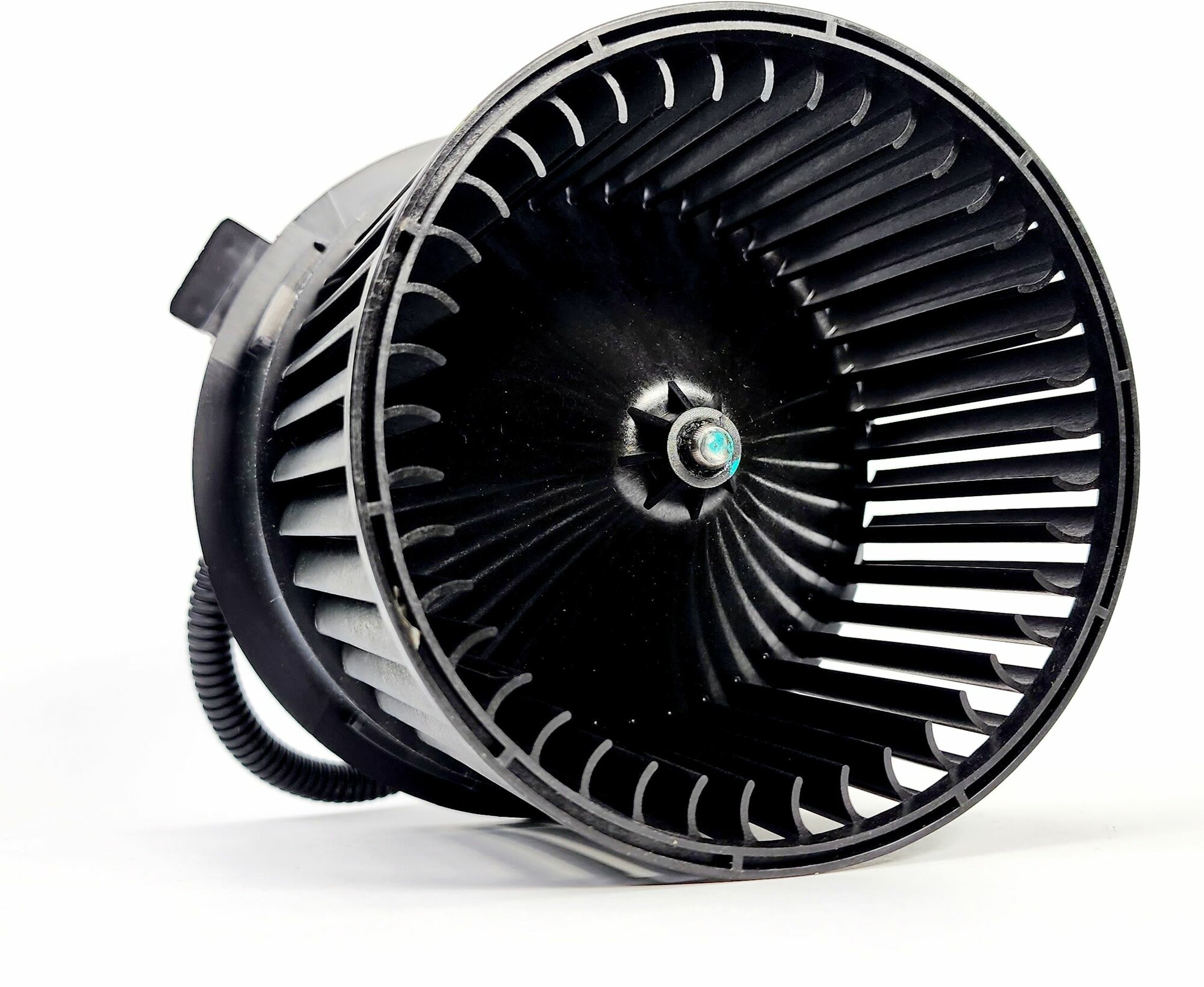 Мотор печки для а/м Лада Веста, Ларгус, Икс-Рей, Рено Логан, Сандеро, Дастер, Ниссан Альмера