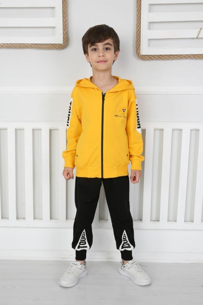 Комплект одежды