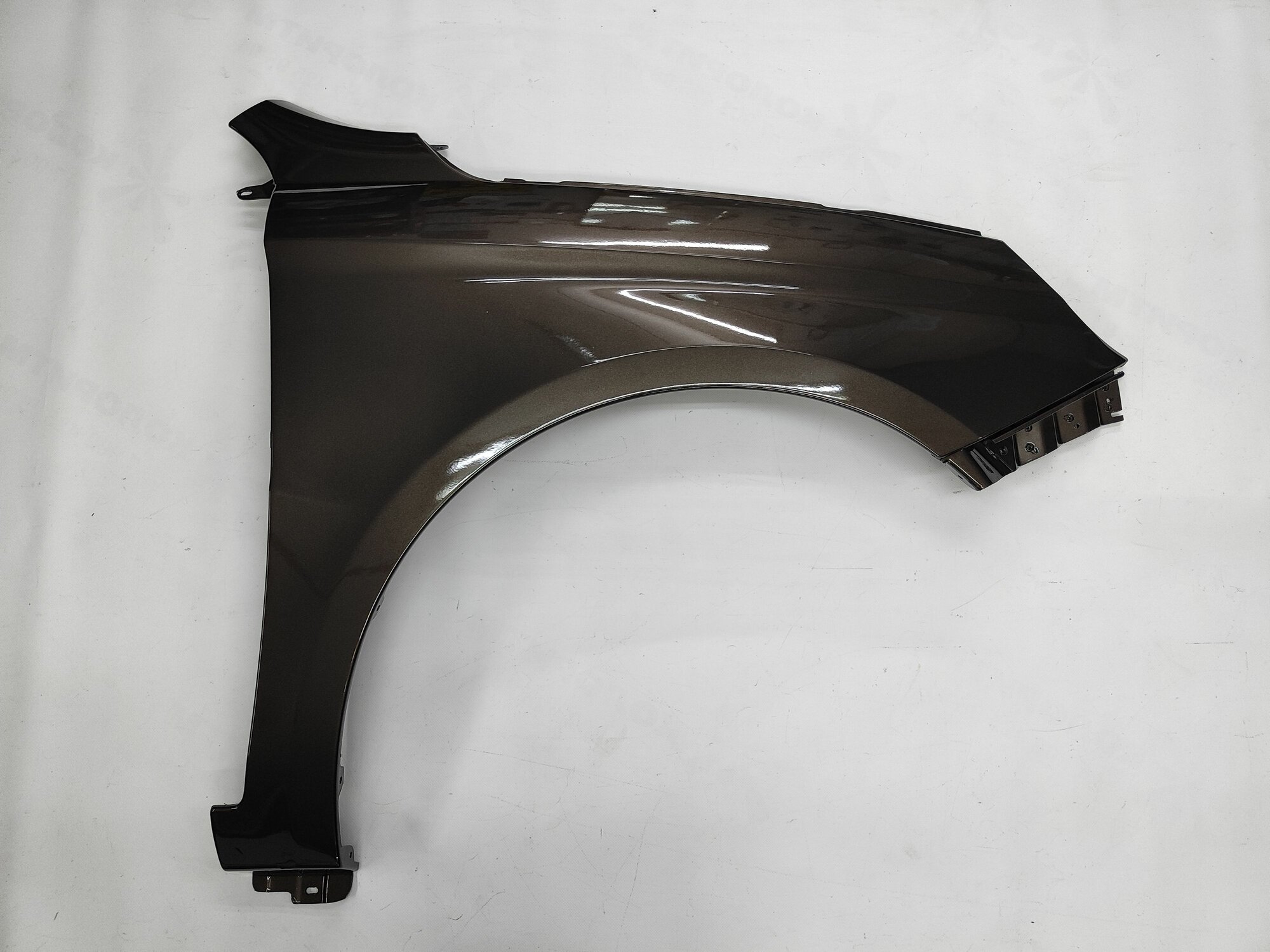 Крыло правое переднее для Лада Веста в цвет кузова "кориандр 790"( пластиковое )"