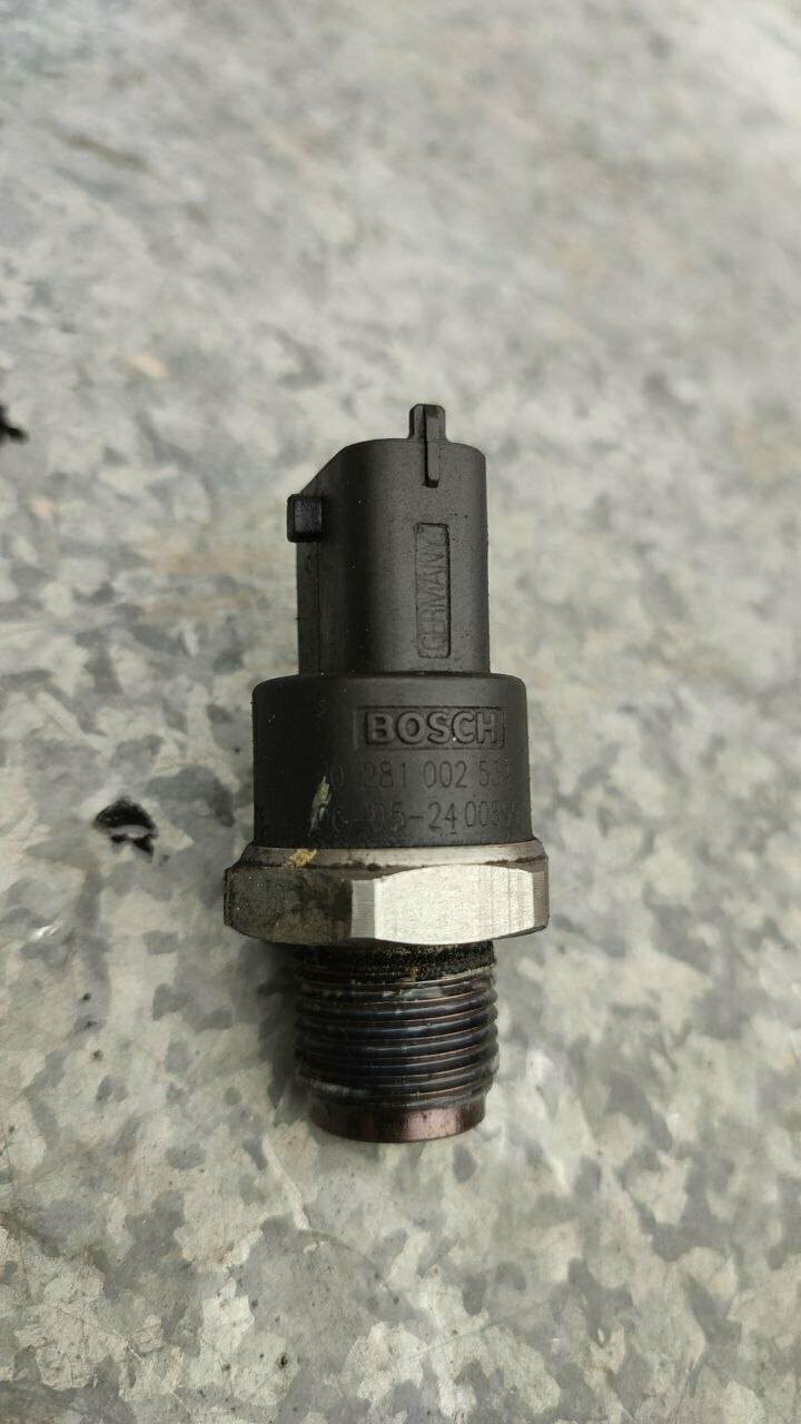 Датчик давления топлива в рампе Honda Civic 8 (2005 - 2008) 0281002534