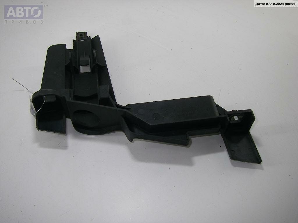 Крепление фары левой BMW 3 E46 (1998-2006)