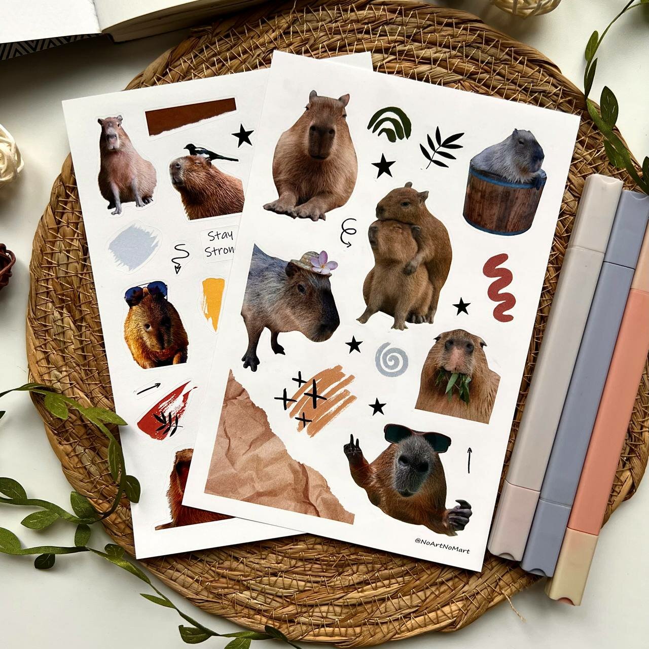 Стикеры "Капибары" 2 шт. 18*12 см