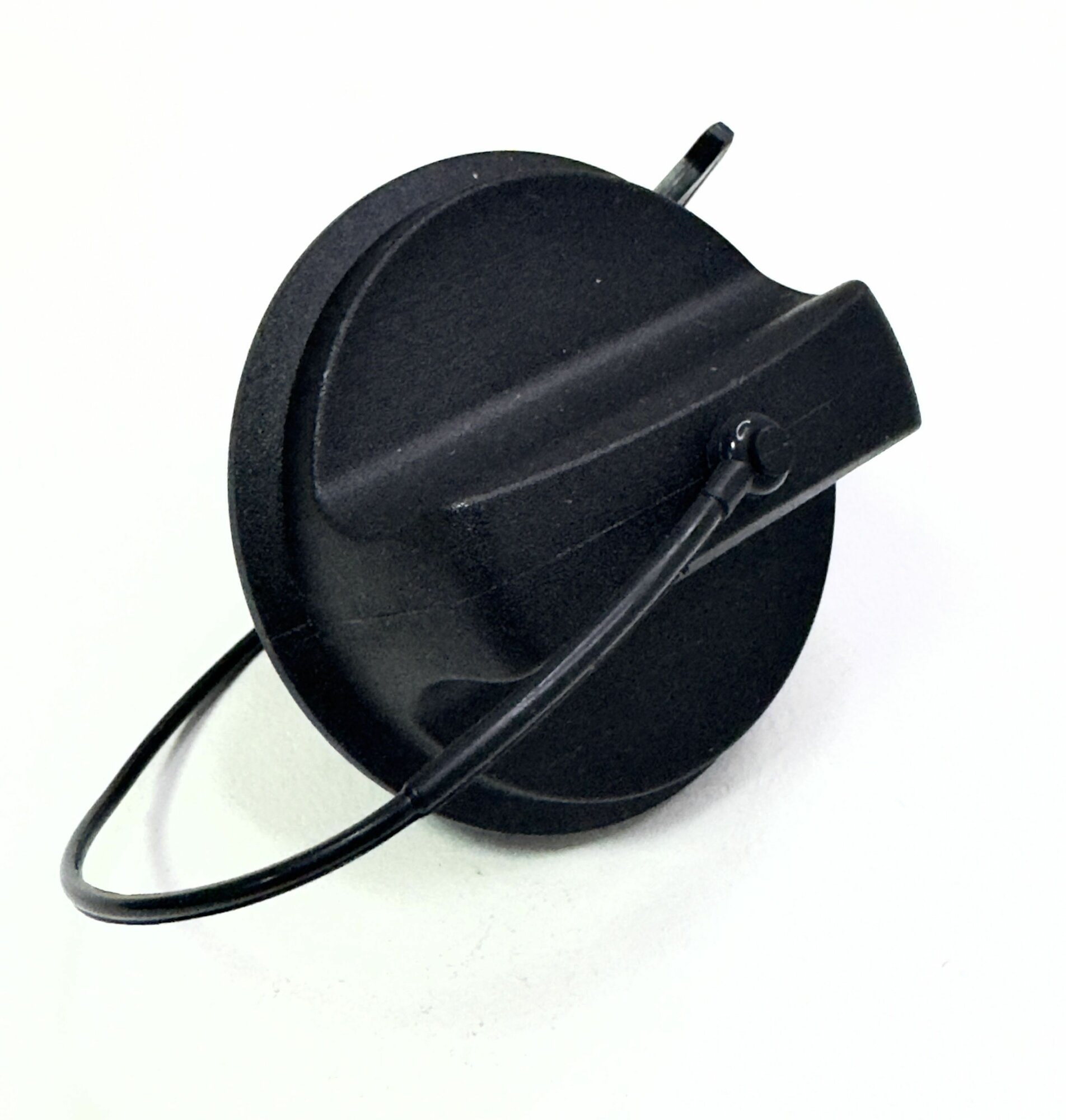 Крышка бензобака Renault Logan Sandero Nissan Almera с 2013 г. Lada Largus Vesta XRAY