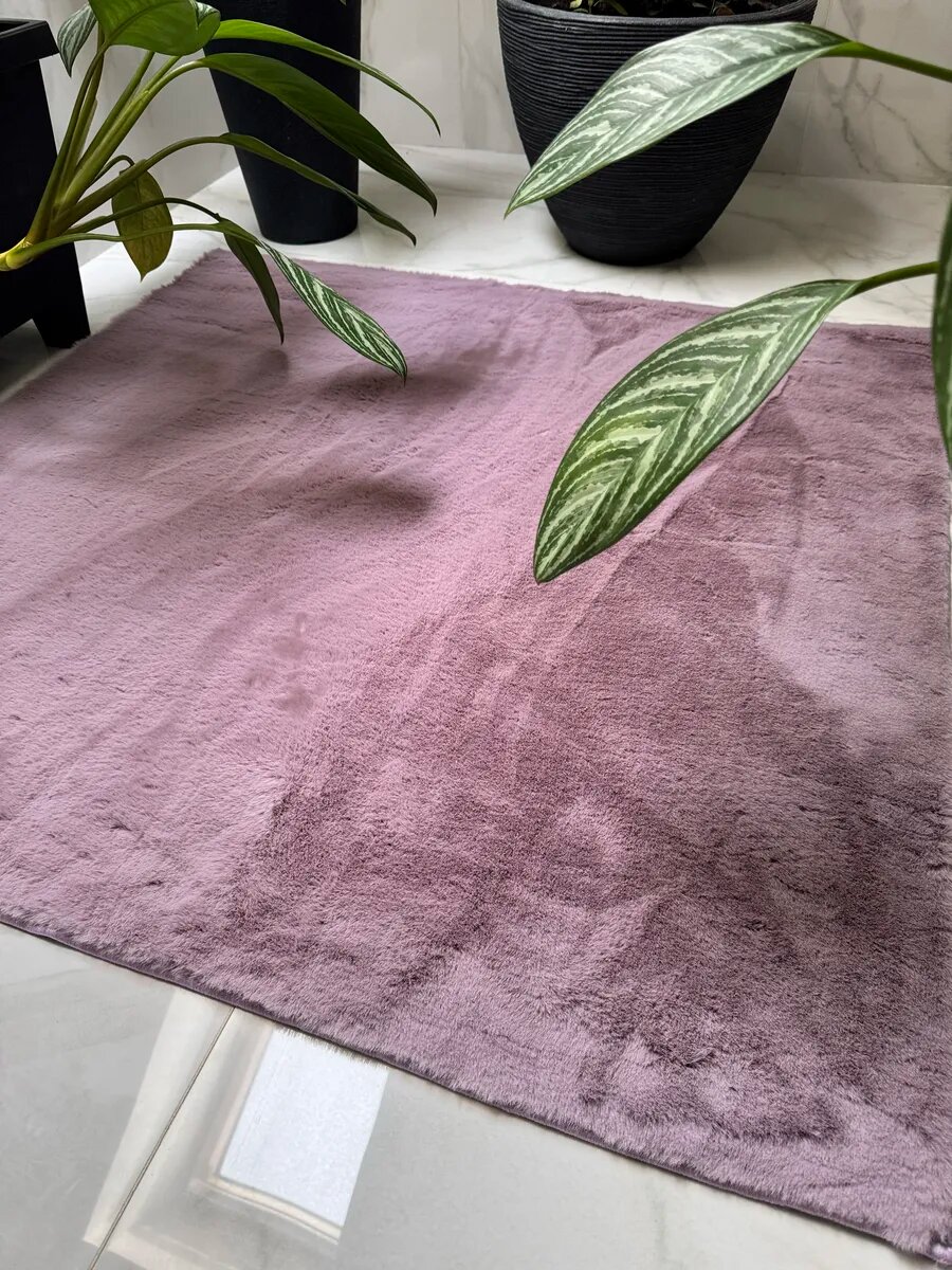 Коврик Natali's Carpets на пол в комнату, прикроватный имитация меха кролика 100х100 см