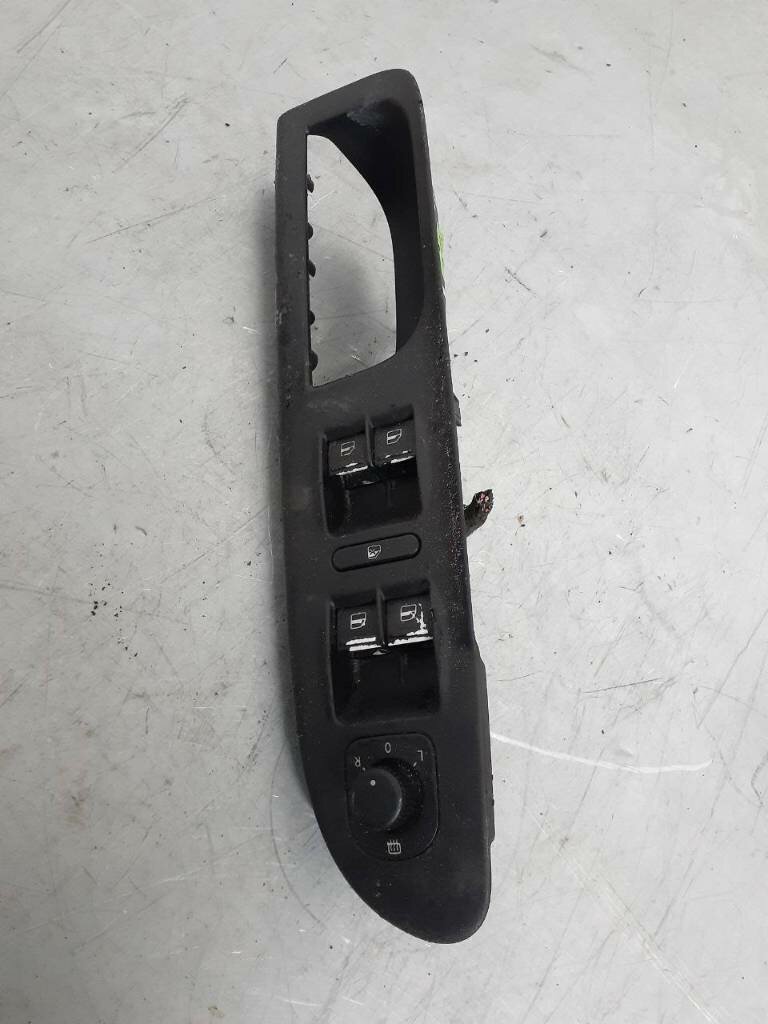 Блок управления стеклоподъемниками Volkswagen Passat B6 2005 1K4959857