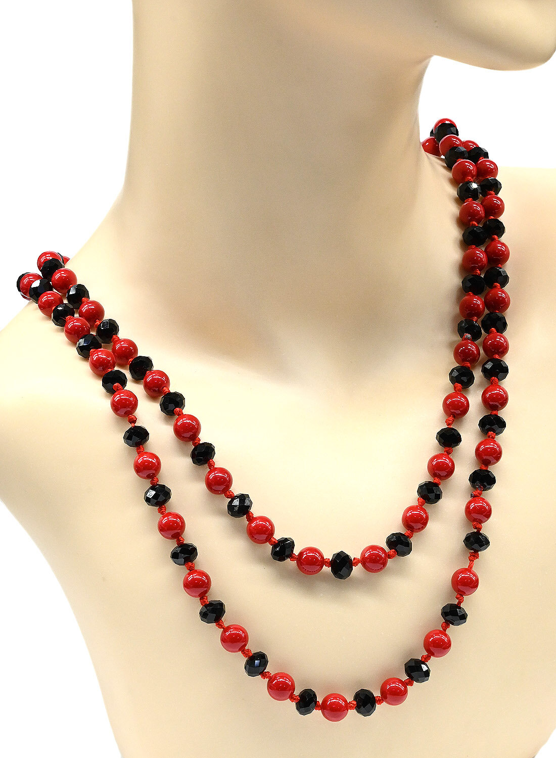 Бусы, коралл