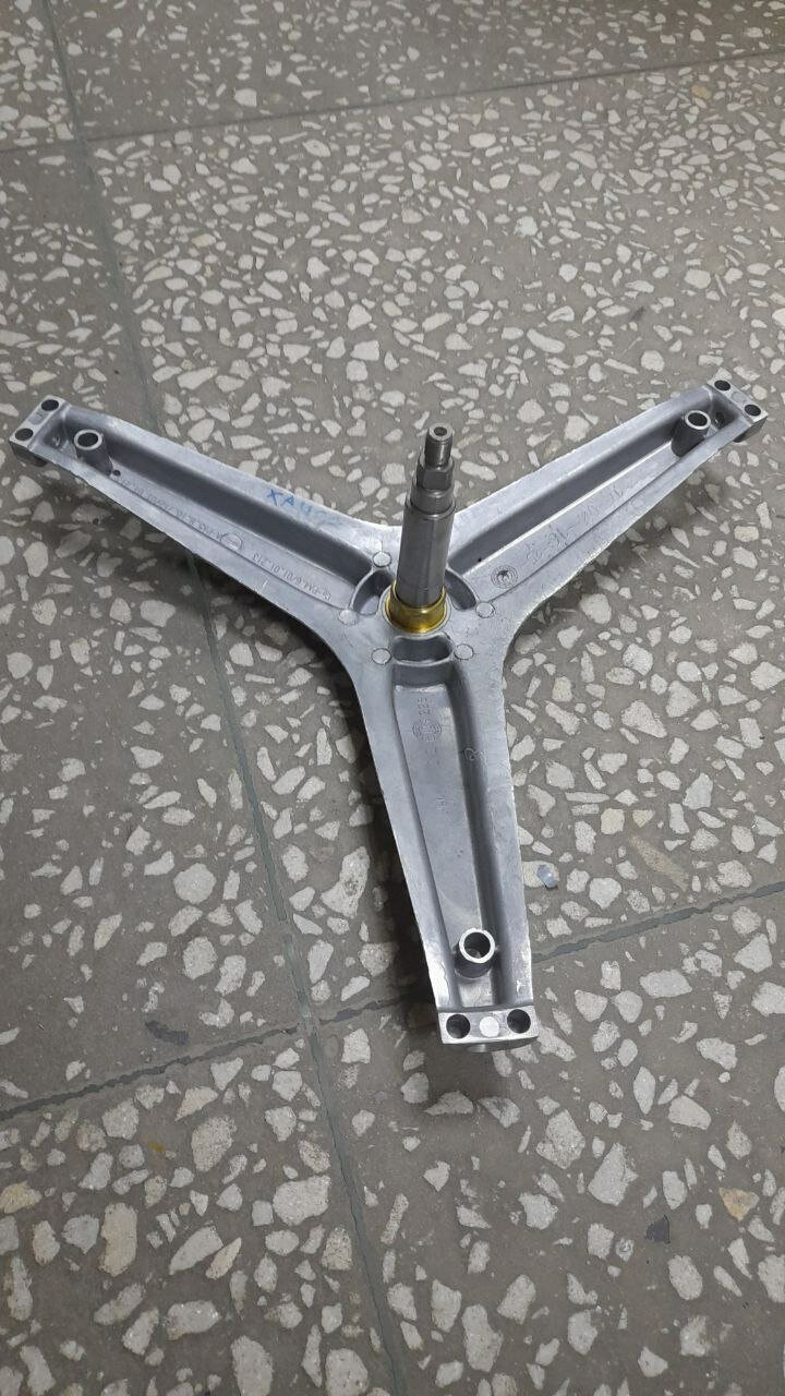 Hansa. Крестовина+подшипники SKF 6204ZZ+6205ZZ+сальник 30x52x10/12NQK+смазка HIDRA-2 2 гр.+крепеж крестовины 3 шт.