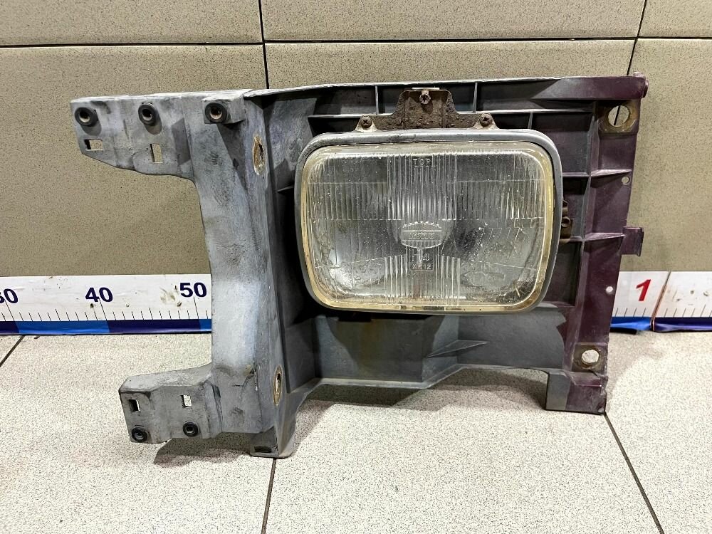 Фара левая Chrysler Voyager I 4388223