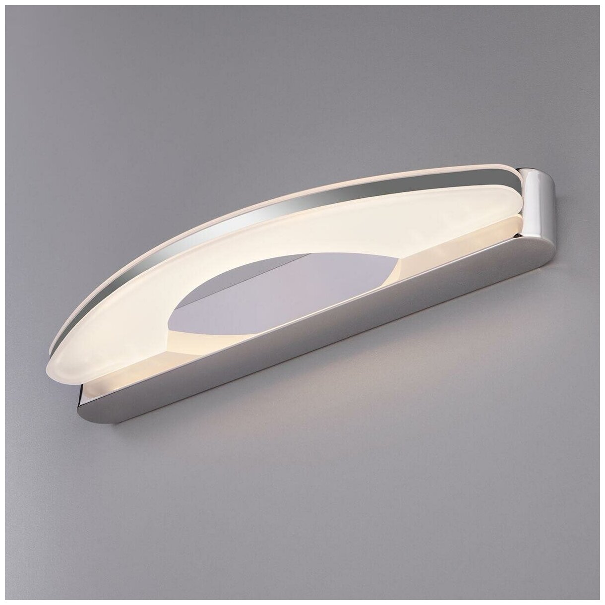 Настенный светодиодный светильник Elektrostandard Colorado Neo LED серебро MRL LED 8W 1007 IP20 4690389110573