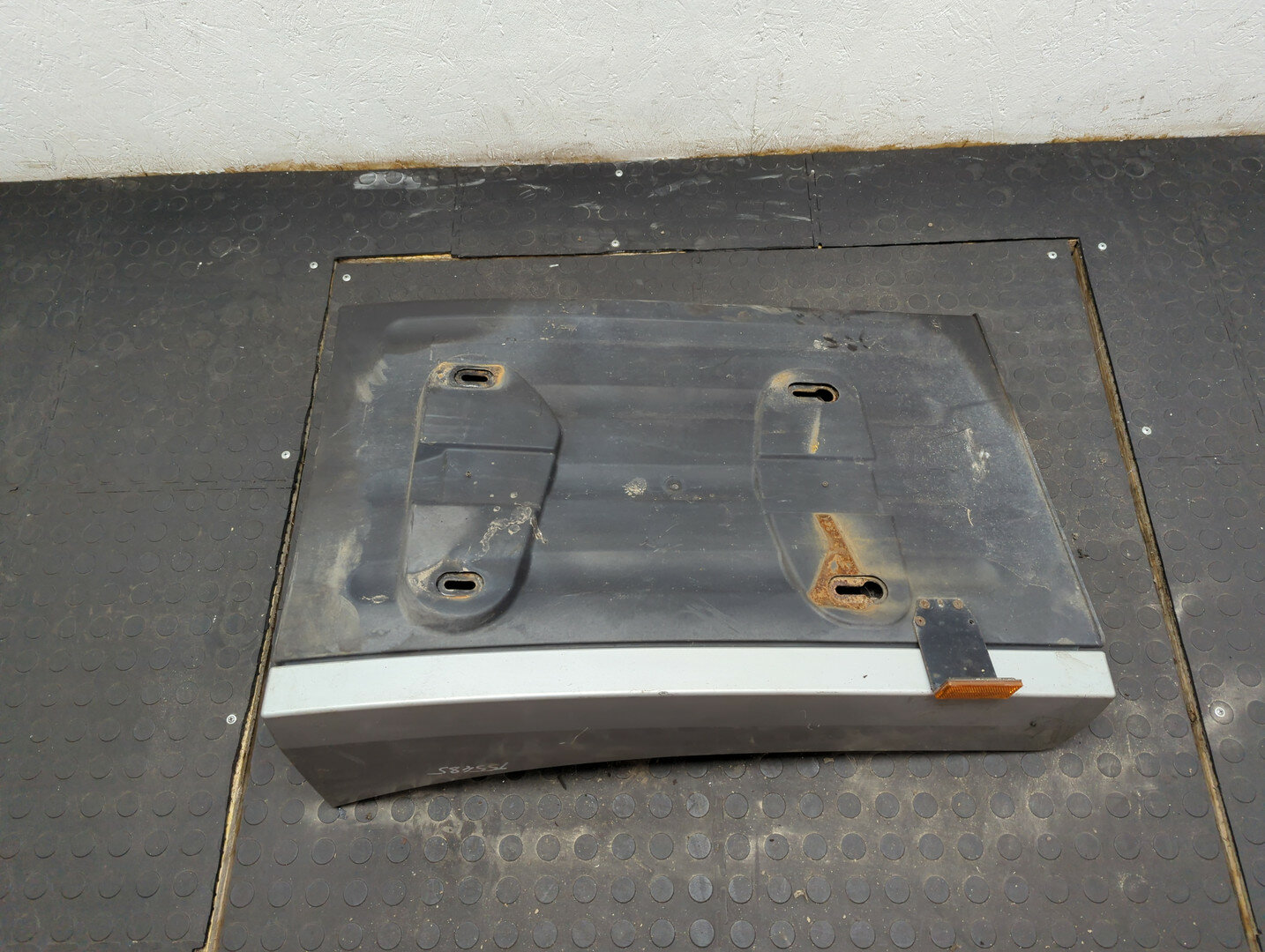 Крыло левое переднее Mercedes Actros MP4 Б/У