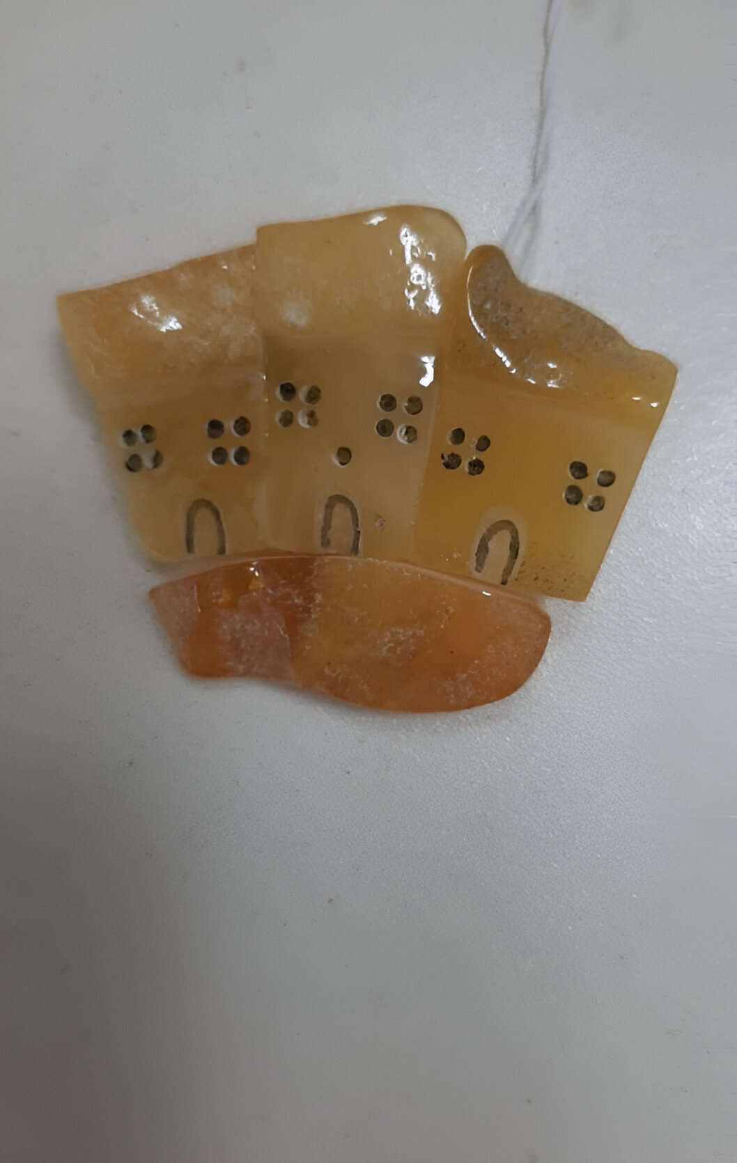 Брошь Янтарная лагуна, янтарь