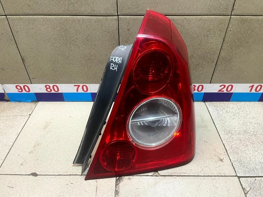 Фонарь задний правый Chery Fora A21