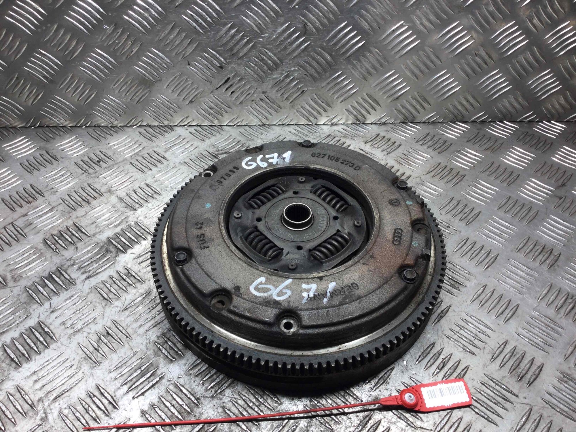 Б/У Маховик Volkswagen Golf 4 поколение (1997-2004) 1999 г.