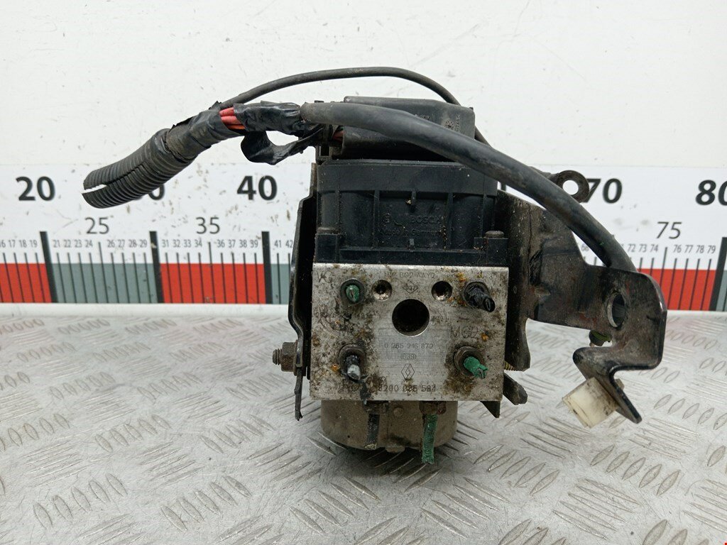 Блок ABS Renault Clio 2 арт. 2178758