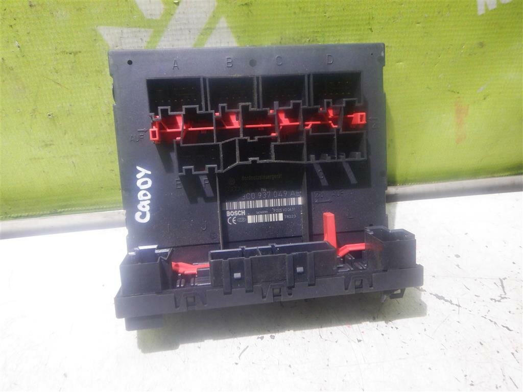 Блок электронный VW Caddy 3 2004-2015