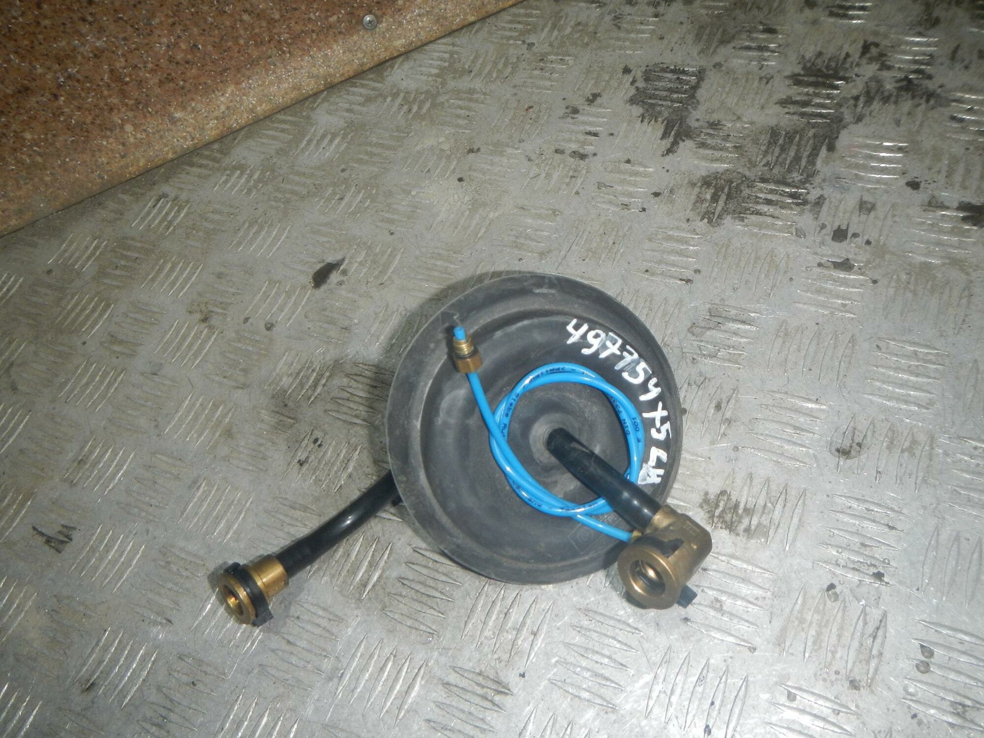 Б/У Трубка вакуумная, BMW (БМВ)-X5 (E53) (99-06) BMW X5 (E53) (99-06) левая Без видимых повреждений. 497754 BMW арт. 3712...