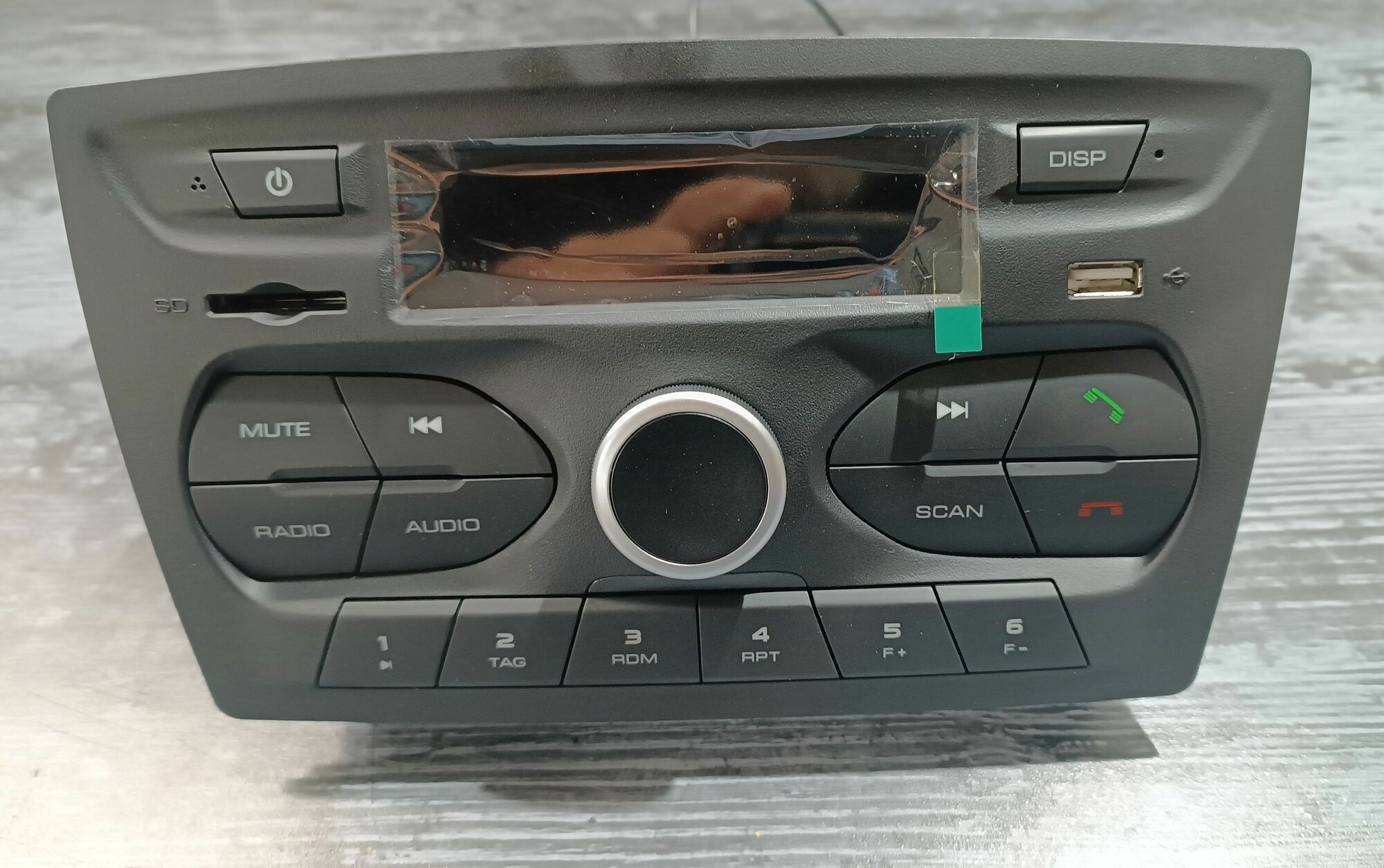 На гранту С 2017 года, на гранту FL НЕ подходит! штатная заводская кнопочная 2din Магнитола (ММС)автомагнитола