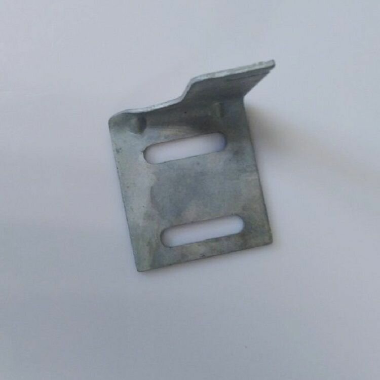 Кронштейн уголок стальной 50х50х50мм (4шт)