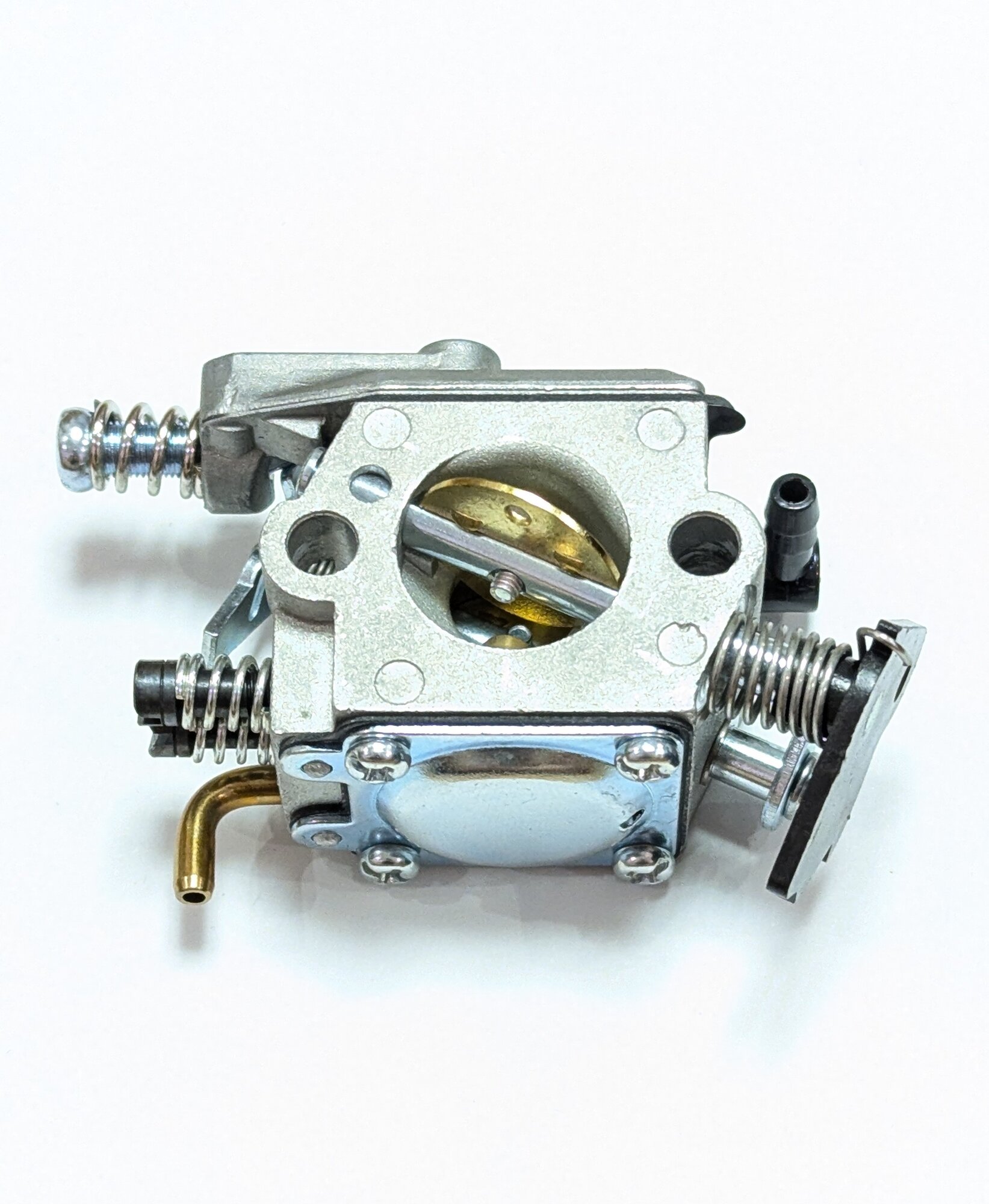 Карбюратор для бензопил с двигателем 38 см3 с подкачкой