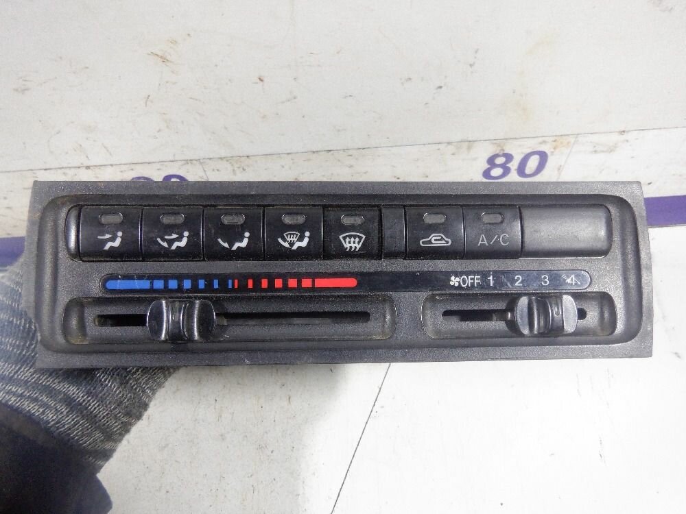 Блок управления отопителем Mazda 323 BA B01A61190A