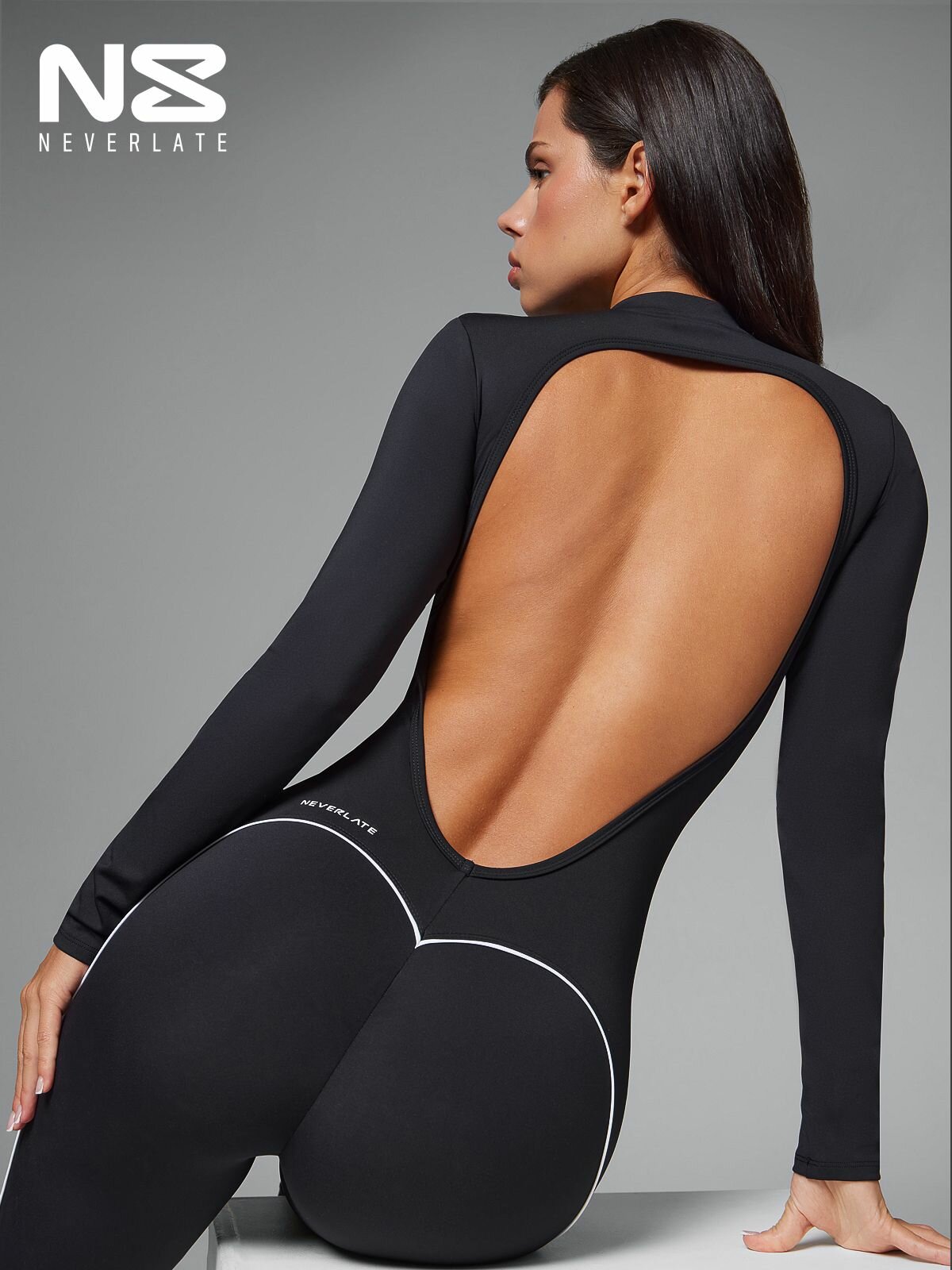 Комбинезон спортивный