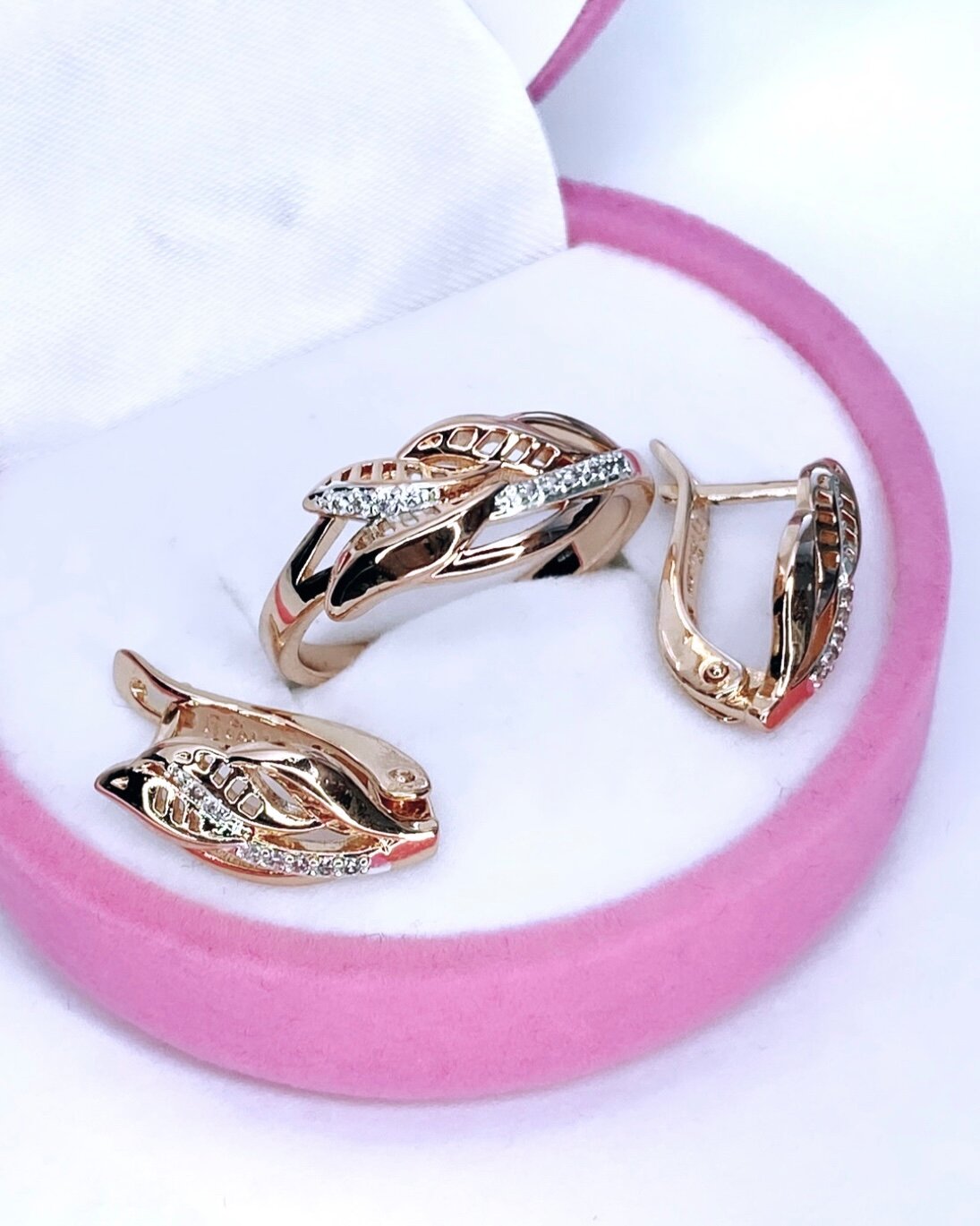 Комплект бижутерии