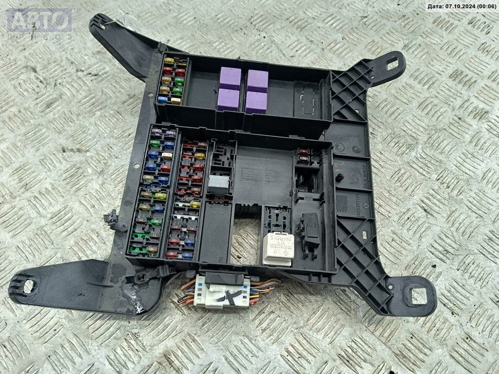 Блок предохранителей Renault Espace 3 (1996-2002)