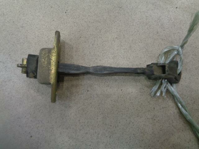 Ограничитель двери задней левой от Toyota Prius 1997-2003