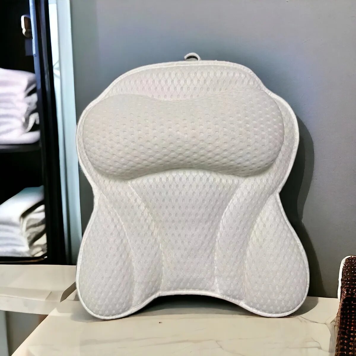 Подушка для ванны с 3D эффектом / Подушка для ванной на присосках