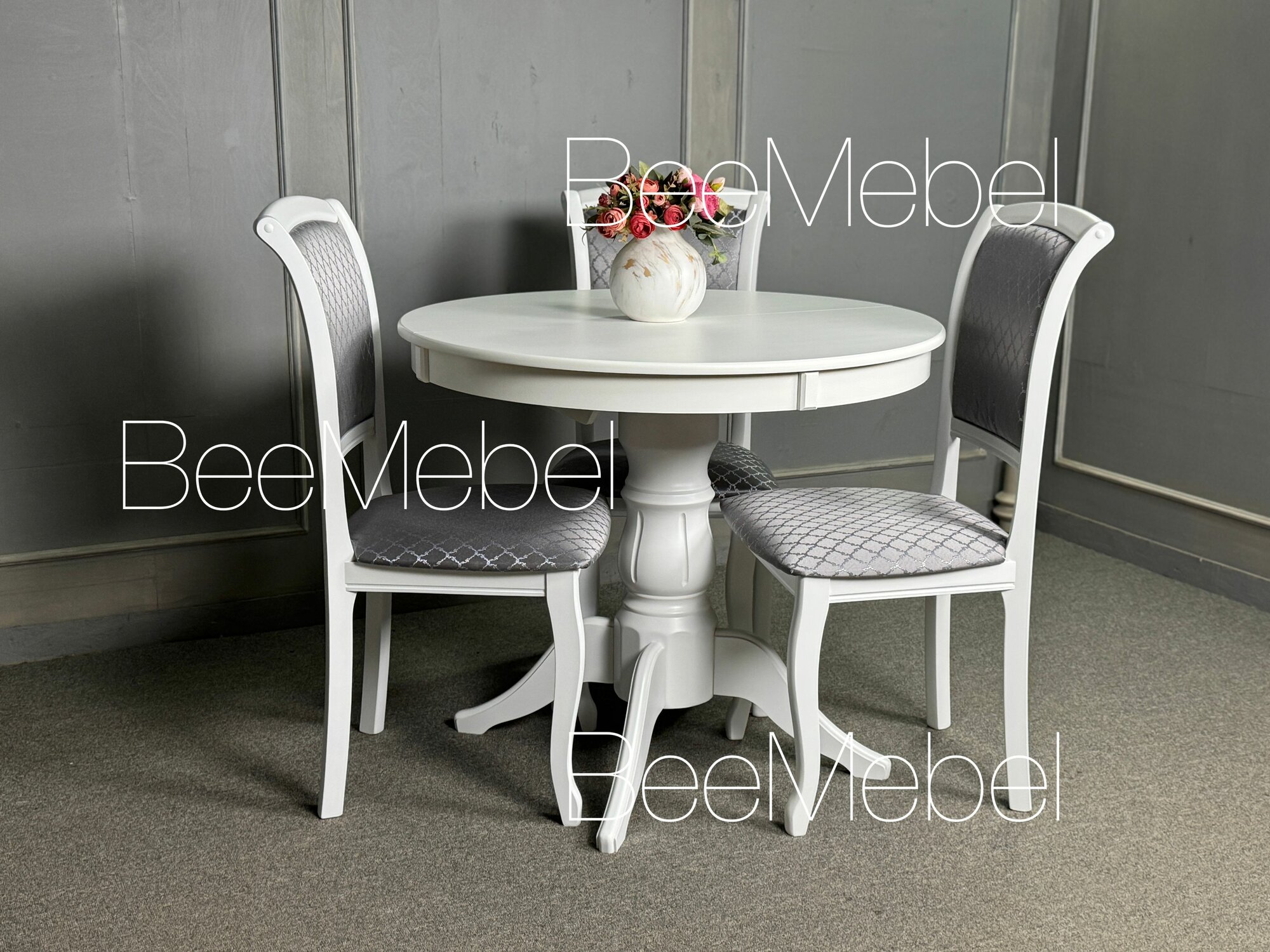 Обеденная группа, стол раздвижной и 3 стула, круглый стол 80 см, белый