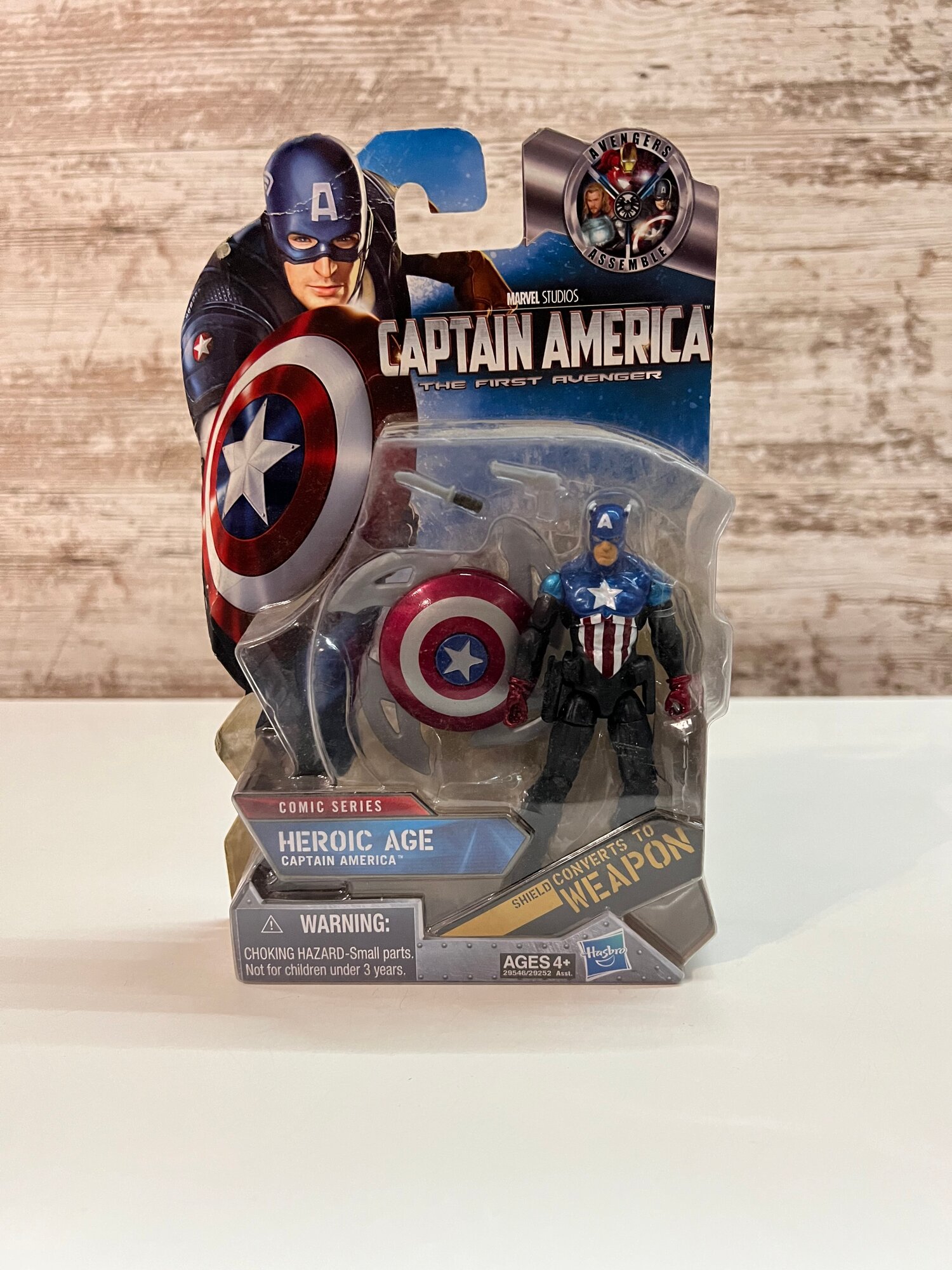 Фигурка Марвел Капитан Америка, Marvel Captain America, 12 см, 2011 года, от Hasbro