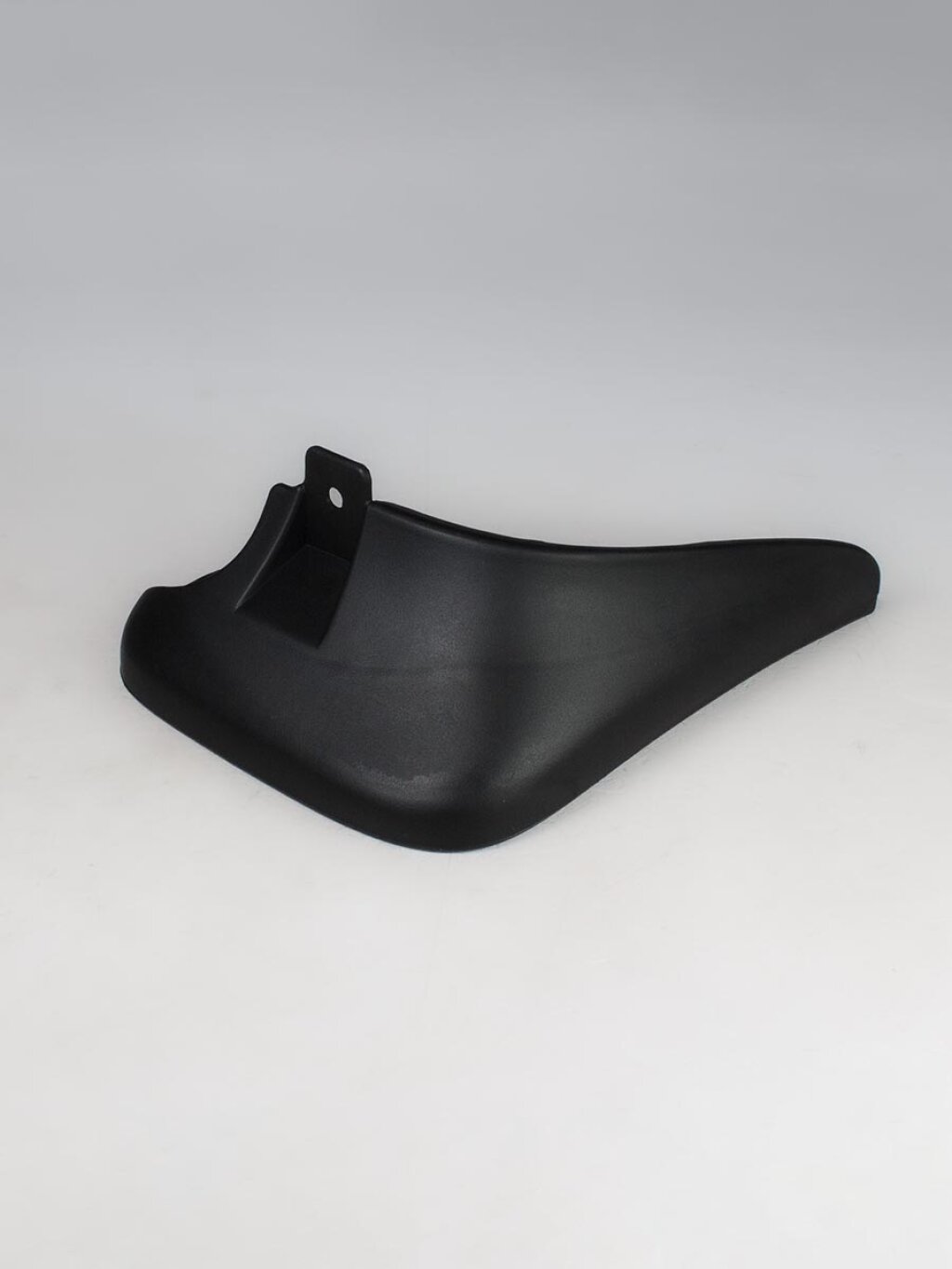 Брызговик передний правый General Motors 96545666