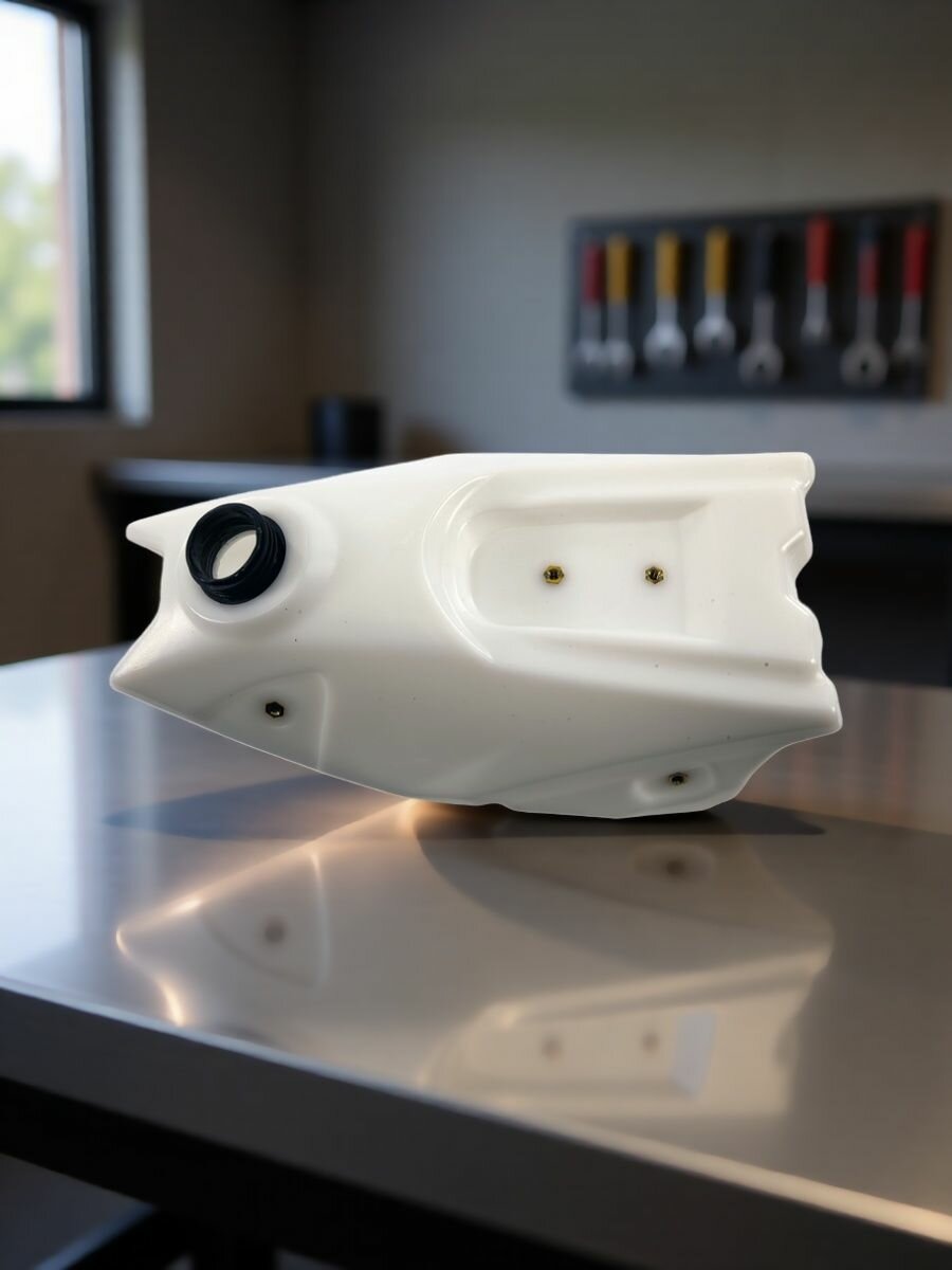 Бензобак BSE M2 M2Y M4 Z4 Z5 RTC 300 Z8 Z6 Z6Y M8 Z7 белый