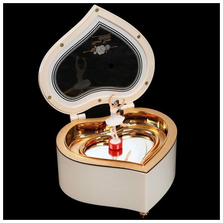 Музыкальная шкатулка с балериной "Белое сердце"